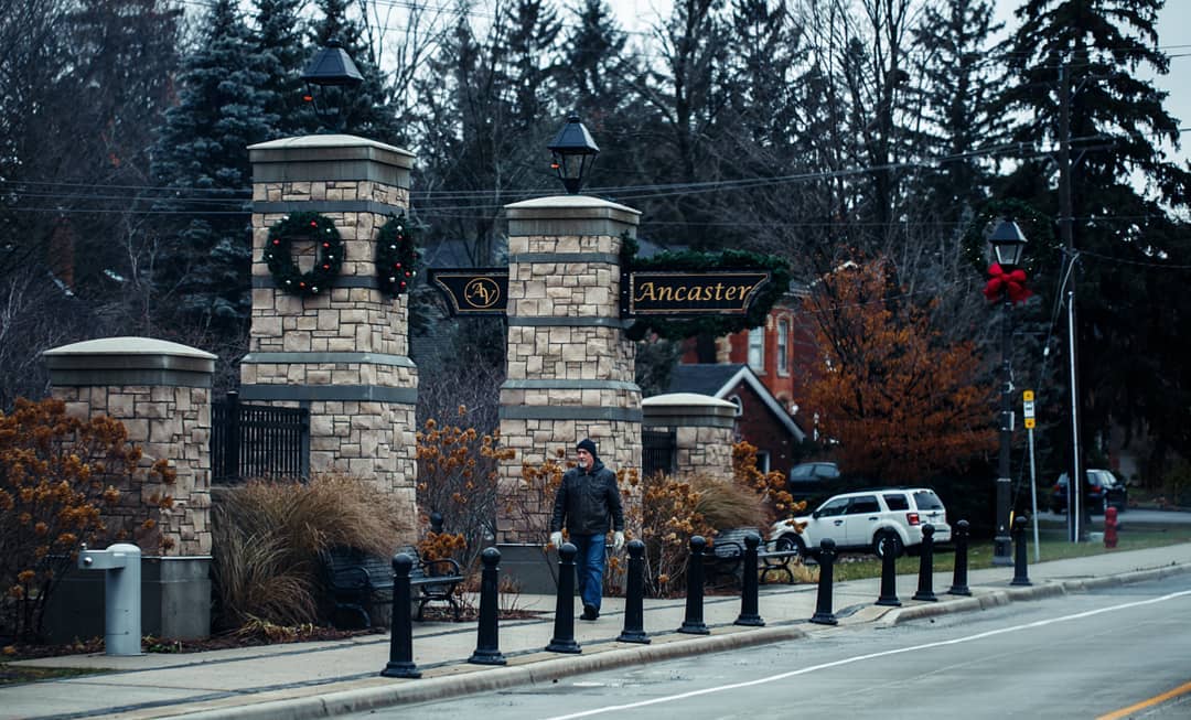 Holly Jolly Holidays in Festive Towns - Hamilton Halton Brant